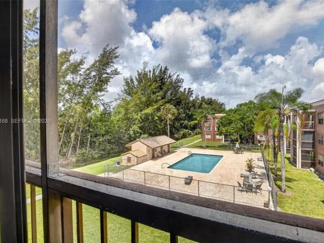 7020 Nova Dr Apt 308D, Davie, FL 33317
