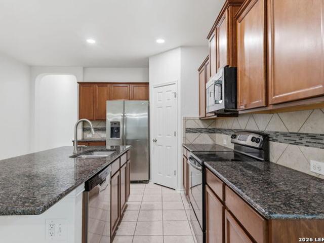 7020 Conroe Ml