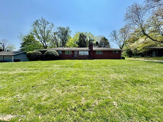 7020 Downing Dr, Knoxville, TN 37909 | MLS #1335 | Compass