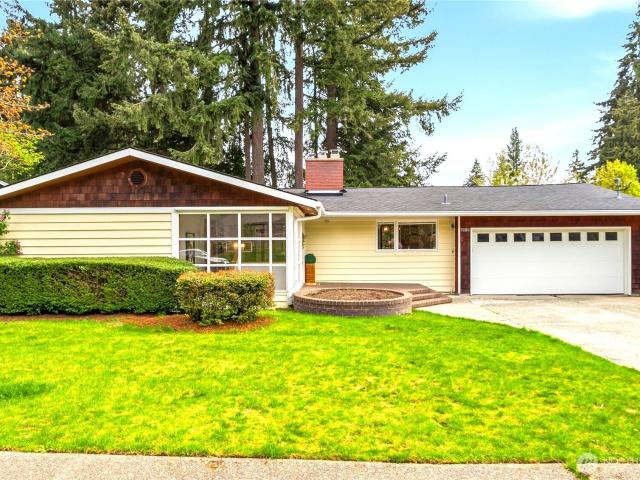 7020 th Ave NE, Redmond, WA 98052 | MLS #2519 | Compass