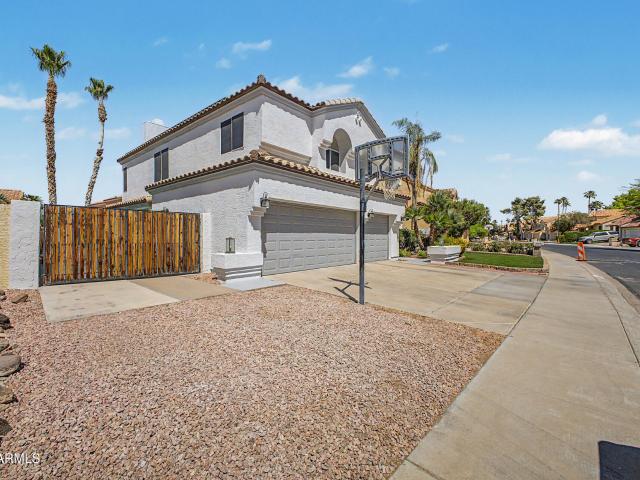 7020 W Tonto Dr, Glendale, AZ 85308 | MLS #7017 | Compass