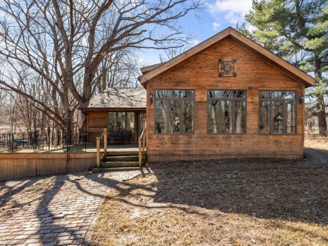 7021 NW 88th Place