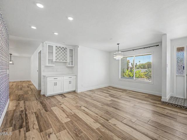 7021 N 78TH Place
