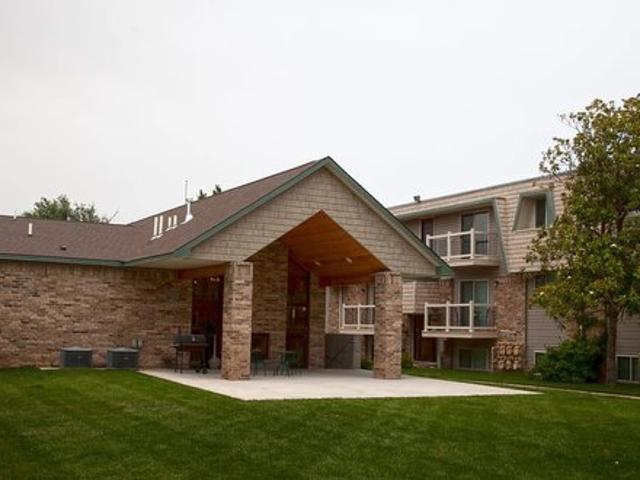 7021 E Lincoln St, Wichita, KS 67207