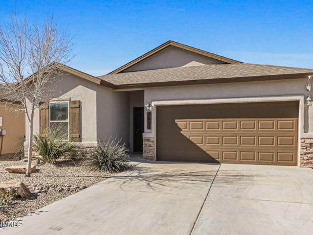 7021 Silver Spur St, Las Cruces, NM 88012