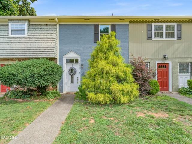 7021 Traditional Dr, Knoxville, TN 37909