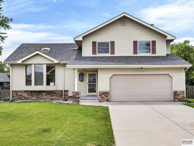 7022 Michelle Ave, La Vista, NE 68128