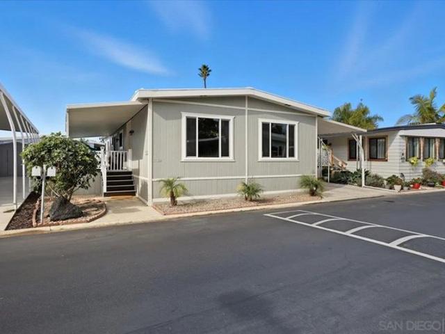 7023 San Bartolo St, Carlsbad, CA 92011