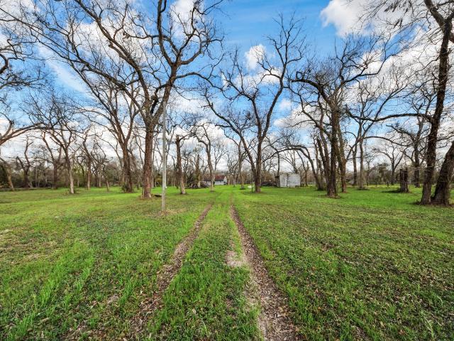 702 & 612 FM 359 Road