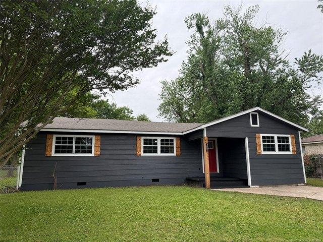 702 6th Ave, Warner, OK 74469