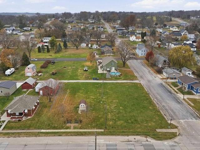 702 708 W Front St, Buffalo, IA 52728