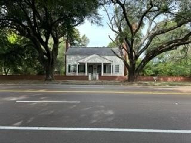 702 Church St, Port Gibson, MS 39150