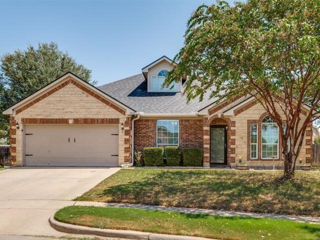 702 Champlain Ct, Midlothian, TX 76065