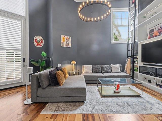 702 Ash Street 105