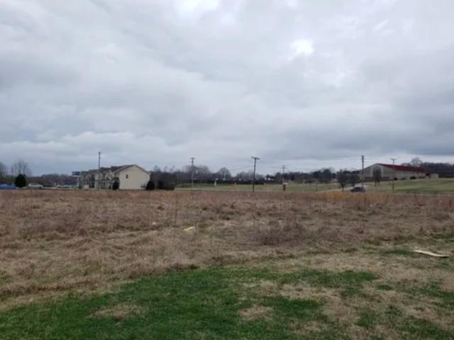 702 Bear Creek Pike