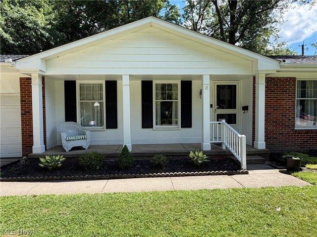 702 Beryl Dr, Kent, OH 44240