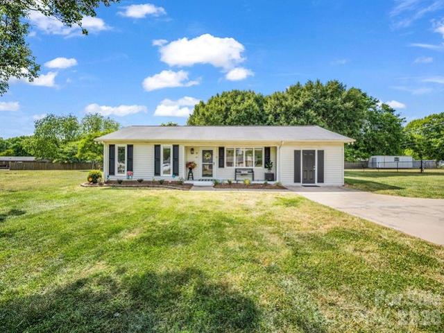 702 Billys Dr, Shelby, NC 28152