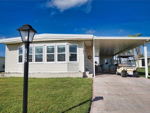 702 Blanca, North Port, FL 34287
