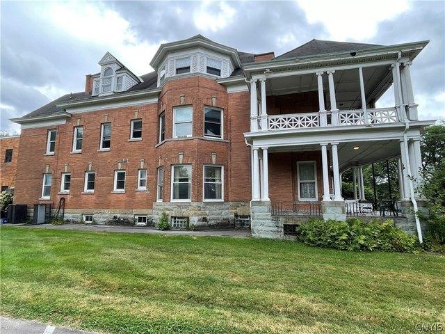 702 Danforth St, Syracuse, NY 13208