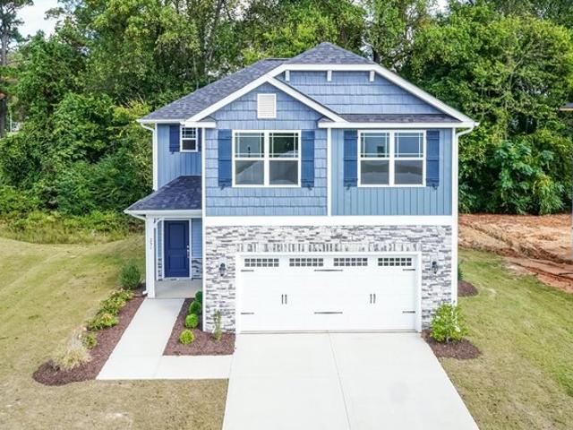 702 Dunlawton Ct, Sanford, NC 27330