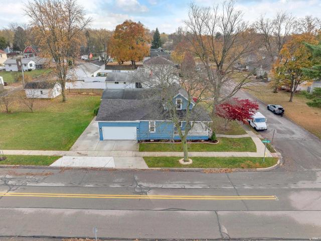 702 E 5th Street