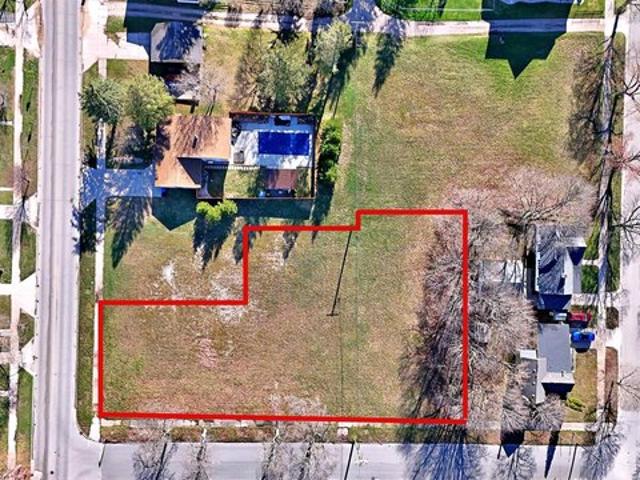 702 E Division St, Cadillac, MI 49601