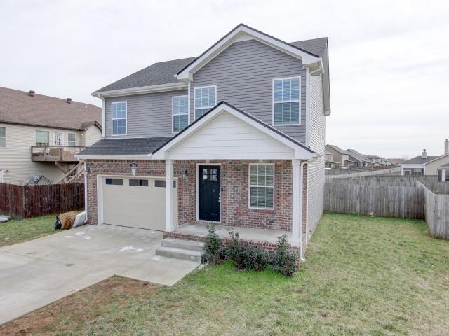 702 Ellie Nat Dr