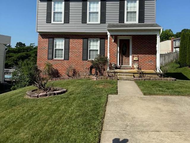 702 Foot Hill Road