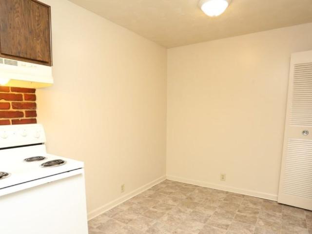 702 Fairway Drive 2 Bedroom Apartment for Rent at 702 Fairway Dr, Evansville, IN 47710