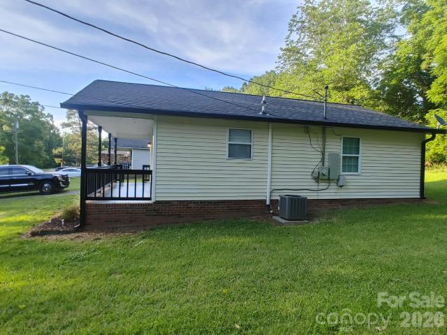 702 Harmon Road