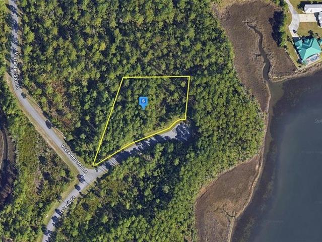 702 Island Ct, Panama City, FL 32404