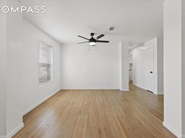 702 Lowe Dr, Cedar Hill, TX