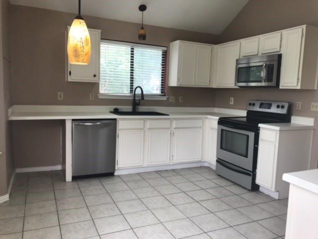 702 Long Hill Court