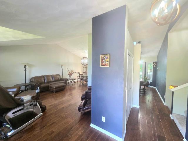 702 Meadow Crossing Trail