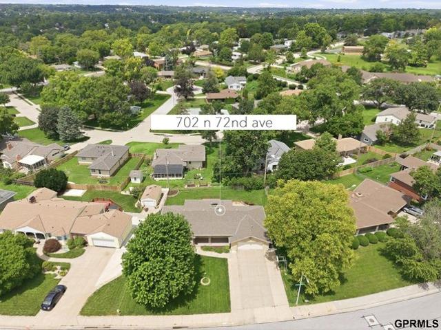 702 N 72nd Ave, Omaha, NE 68114