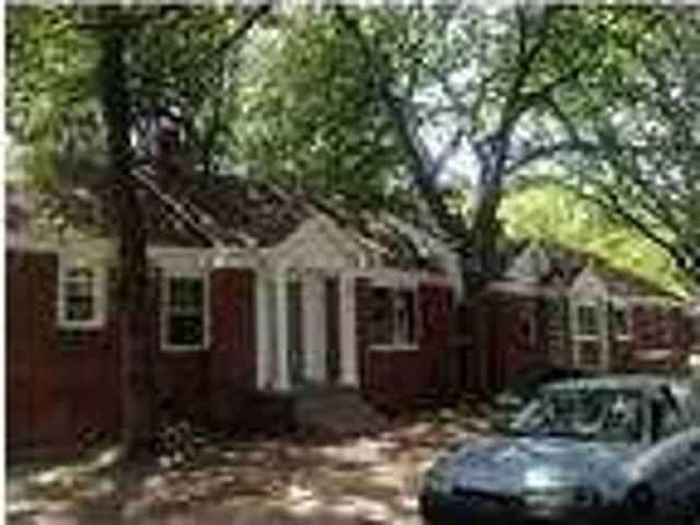 702 N Dunlap St