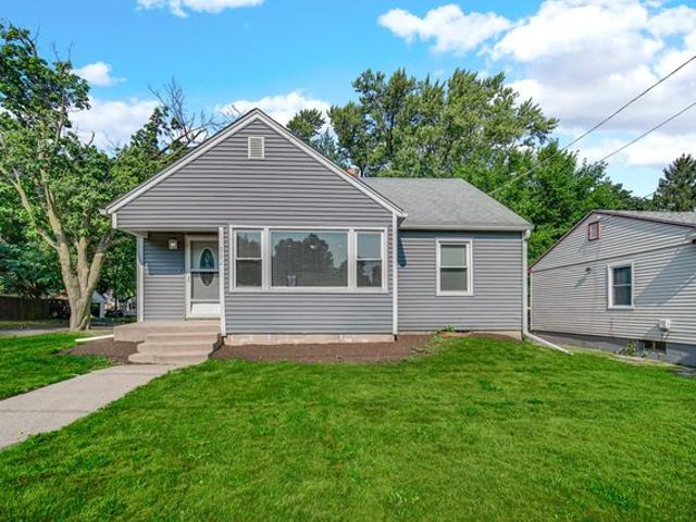 702 N Independence Ave, Rockford, IL 61101
