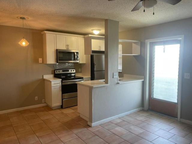 702 N L St, Unit 13, Lake Worth Beach, FL 33460 | MLS #B26004 | Compass