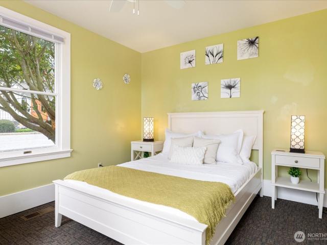 702 N Main St, Coupeville, WA 98239 | MLS #2496