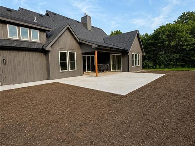 702 NW 1501 Street Road