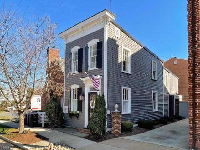 702 S Fairfax St, Alexandria, VA 22314