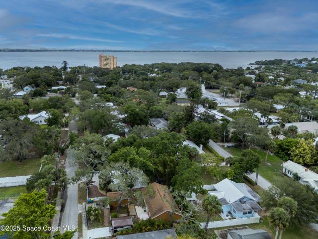 702 Shady Ln, Melbourne, FL 32935 | MLS #1044 | Compass