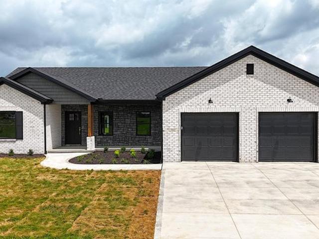 702 Spokane Dr, Richmond, KY 40475
