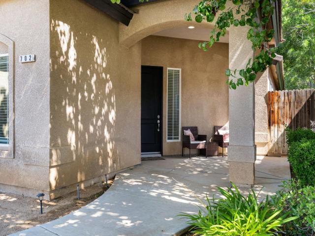 702 Sunset Meadow Lane