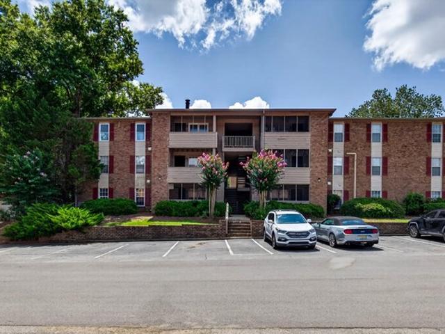 702 Patton Chapel Way Unit 702, Hoover, AL 35226
