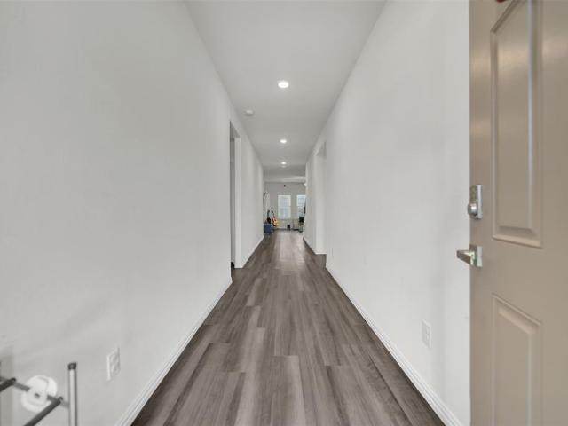 702 Pearl Way