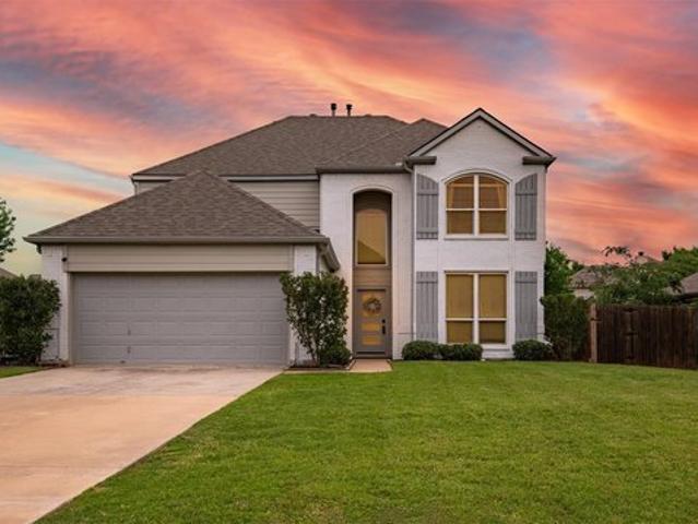 702 River Oak Way, Lake Dallas, TX 75065