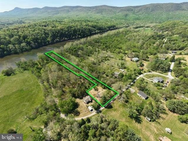 702 Richview Rd, Rileyville, VA 22650