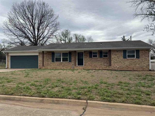 702 W Hartwood Ave, Stillwater, OK 74075