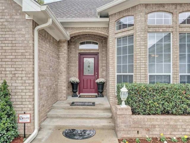 702 W Heritage Dr, Tyler, TX 75703
